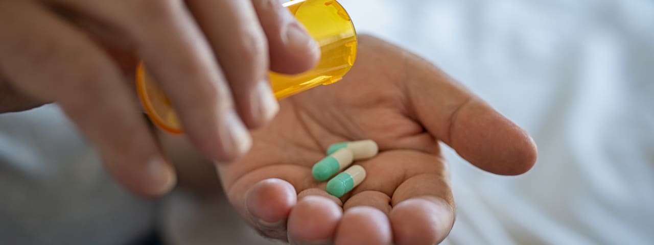 Can you mix Prozac and weed?